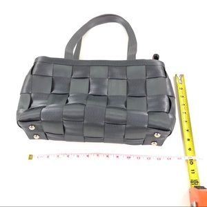 Harveys | Bags | Harveys Original Seat Belt Bag Purse Gray Woven | Poshmark